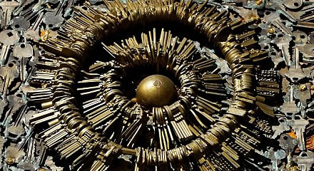 Locksmith Uses 10,000 Keys to Decorate His Locksmith Shop - Anderson Lock