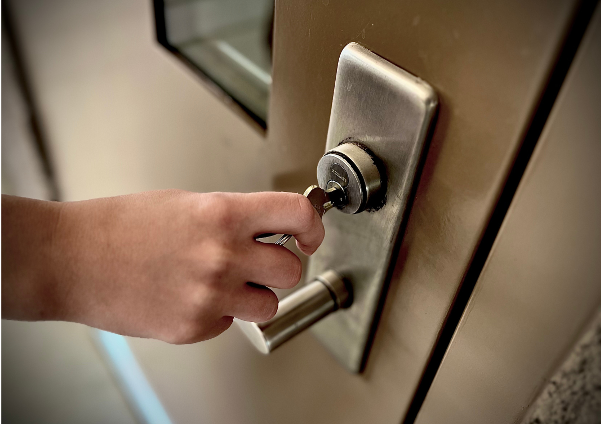 Rekey or Replace Locks? A Guide for Chicago Property Owners
